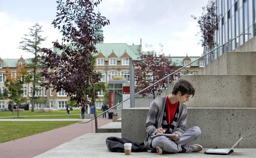 Etudier au Québec : accéder à la résidence permanente au Canada ...