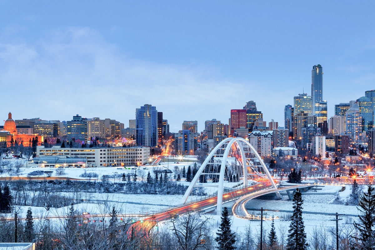 Alberta invites Express Entry candidates with CRS scores of 350 ...