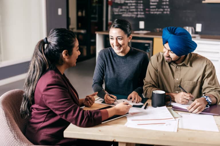 Investing 101: How to Start Investing as a Newcomer in Canada | CIC News